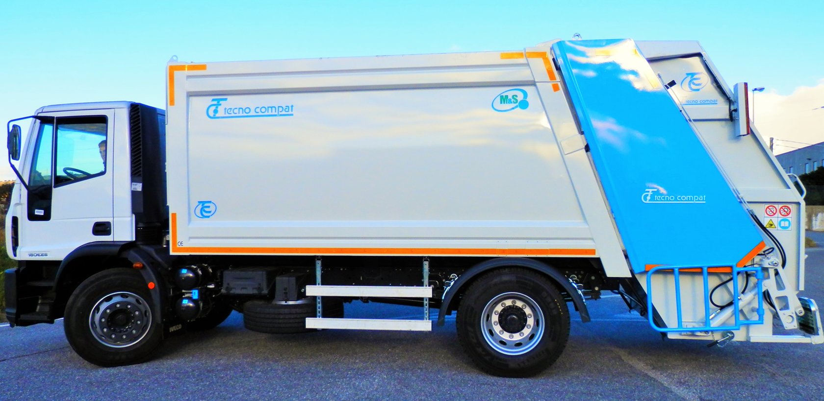 Tecno Compat - COMPACTORS